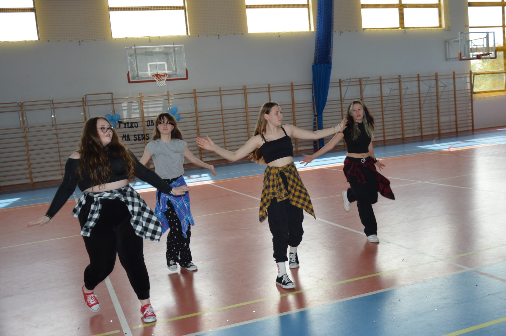 Konkurs tańca TYLKO DANCE MA SENS | SOSW w Warlubiu Konkurs tańca TYLKO DANCE MA SENS | SOSW w Warlubiu